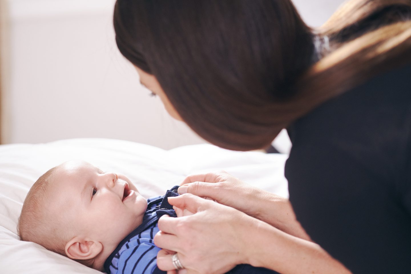 4 Activities to Help Your Infant Build Communication & Language Skills ...